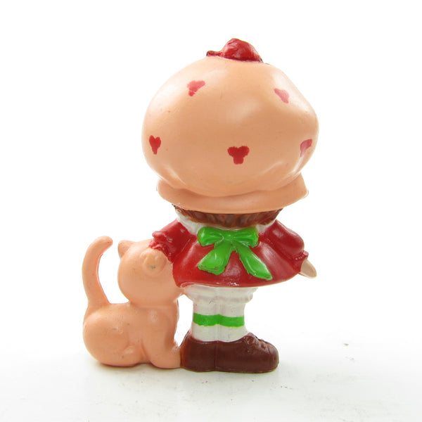 Strawberry Shortcake with Custard Miniature Figurine | Brown Eyed Rose