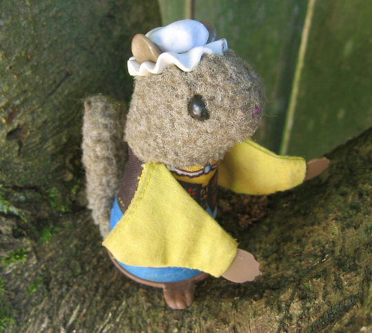 Grandma Woodsey Squirrel Puppet Fisher-Price Toy | Brown Eyed Rose