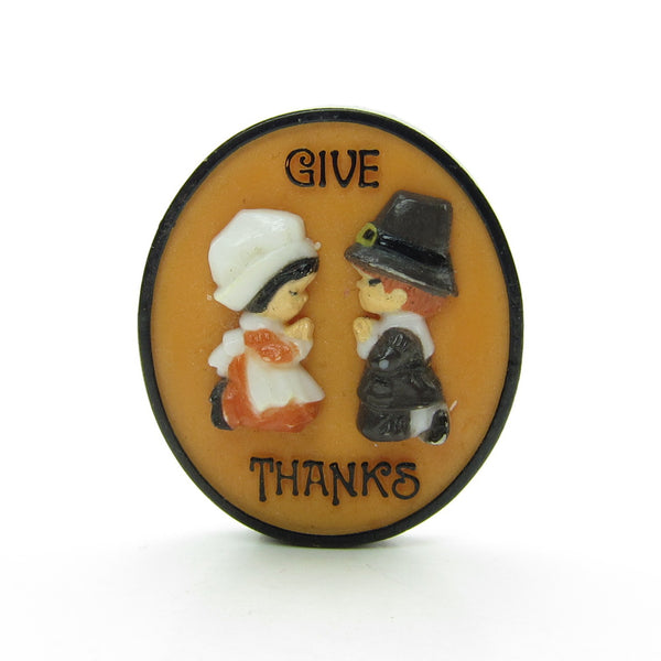 Give Thanks Pilgrims Pin Hallmark Vintage Thanksgiving Lapel | Brown ...