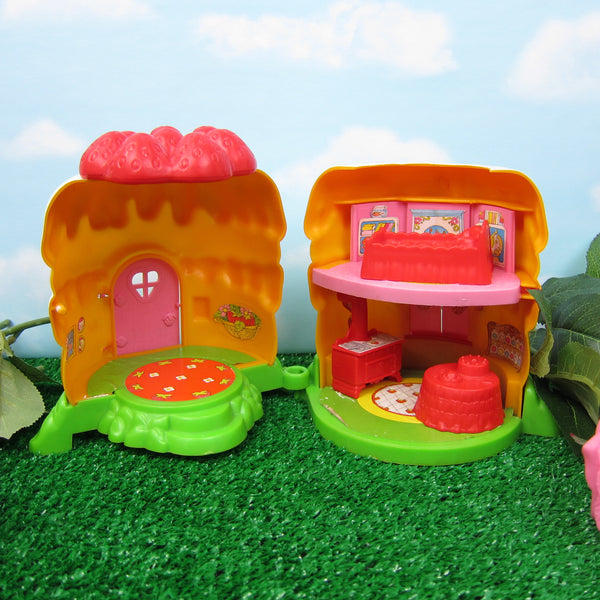 Shortcake House Strawberryland Miniatures Strawberry Shortcake Playset ...
